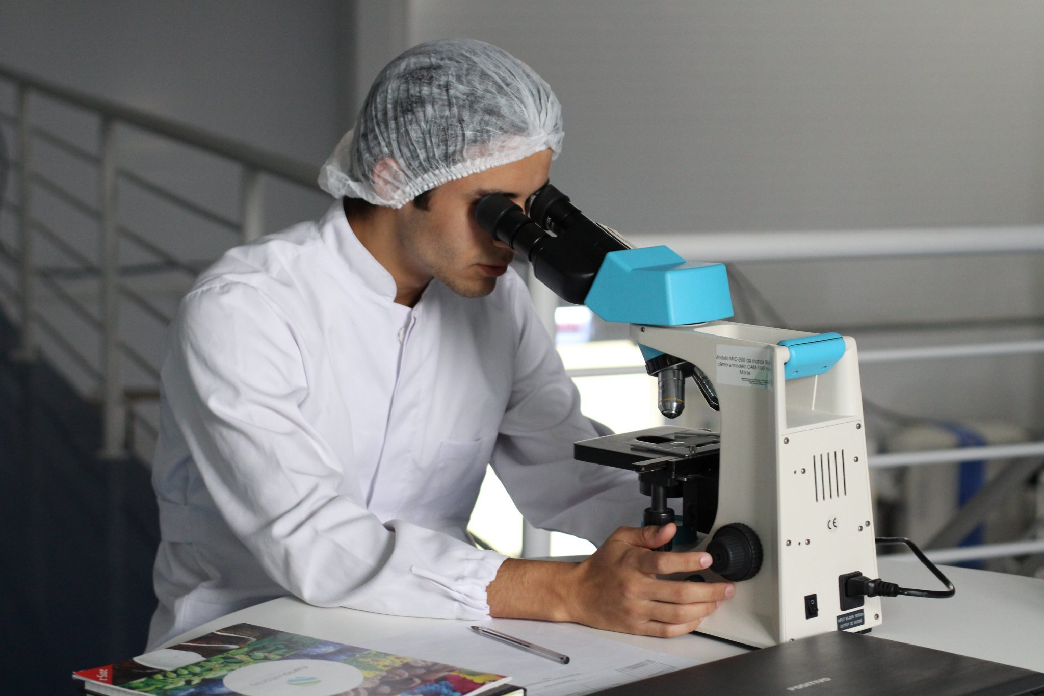 5 Reasons to Pursue a Career in Science - Continuing Education Schools